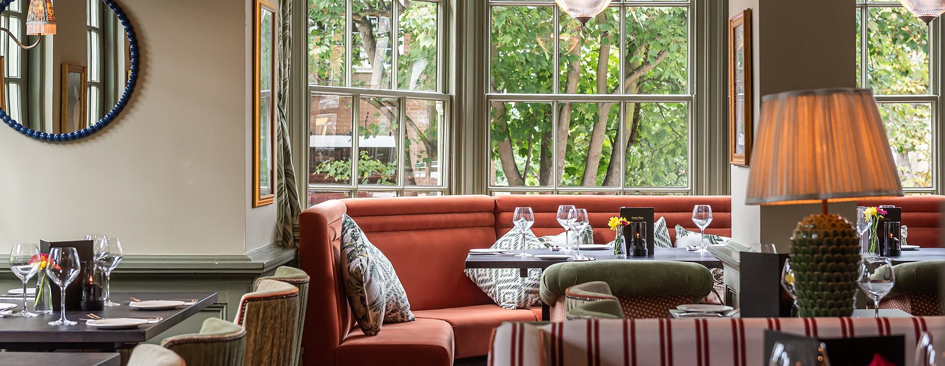 About The Old Bull & Bush in London